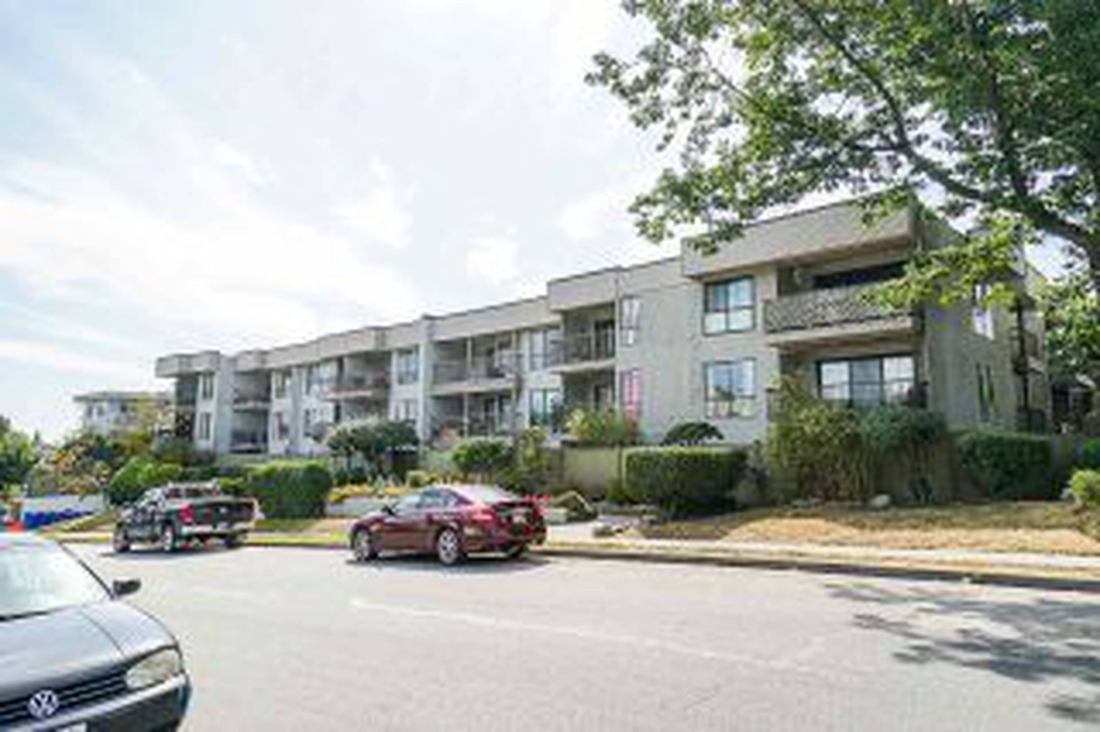Prince Albert Court Vancouver, BC - 808 E 8th Ave | liv.rent