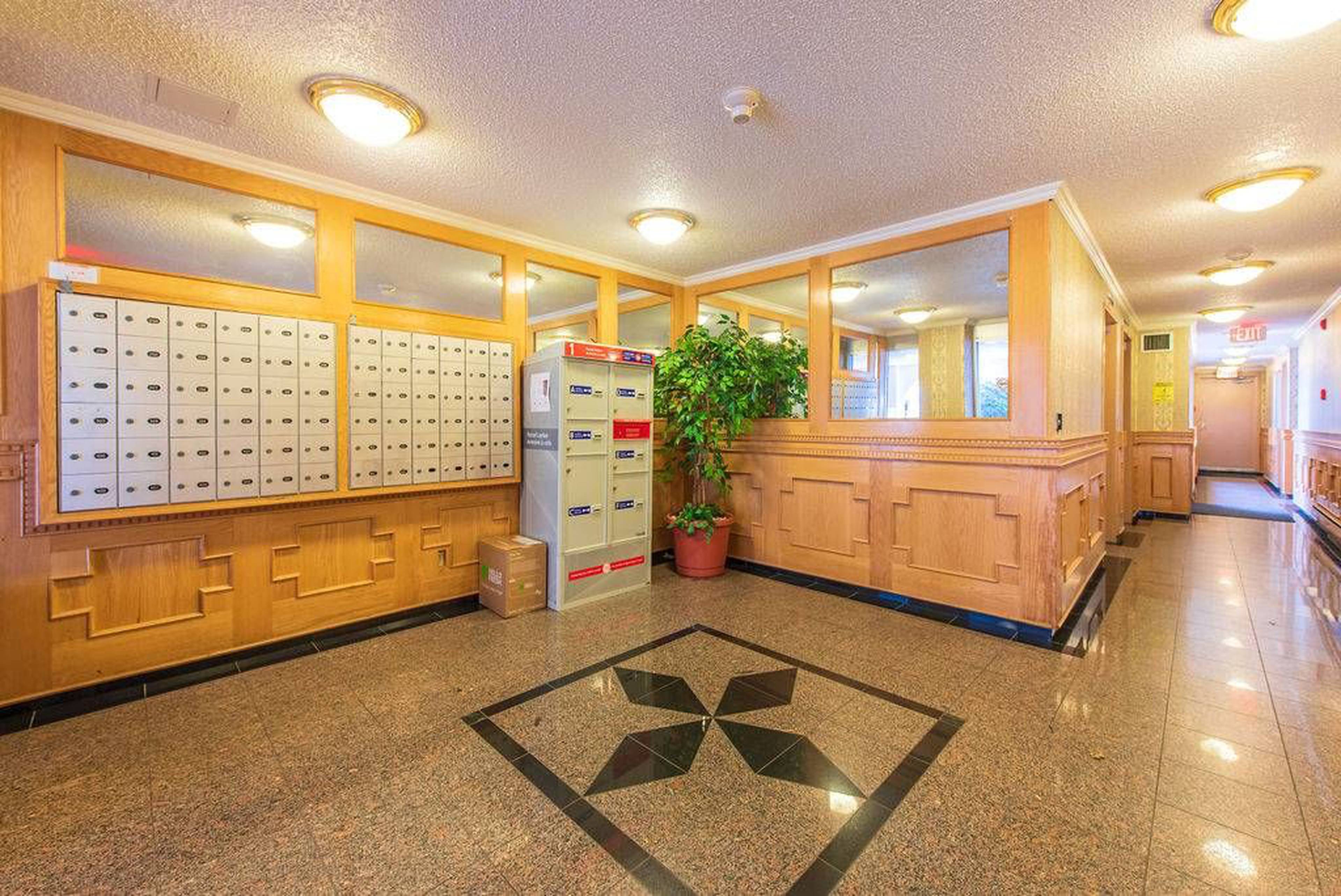 Pacific Terrace Vancouver, BC - 1360 Hornby St | liv.rent