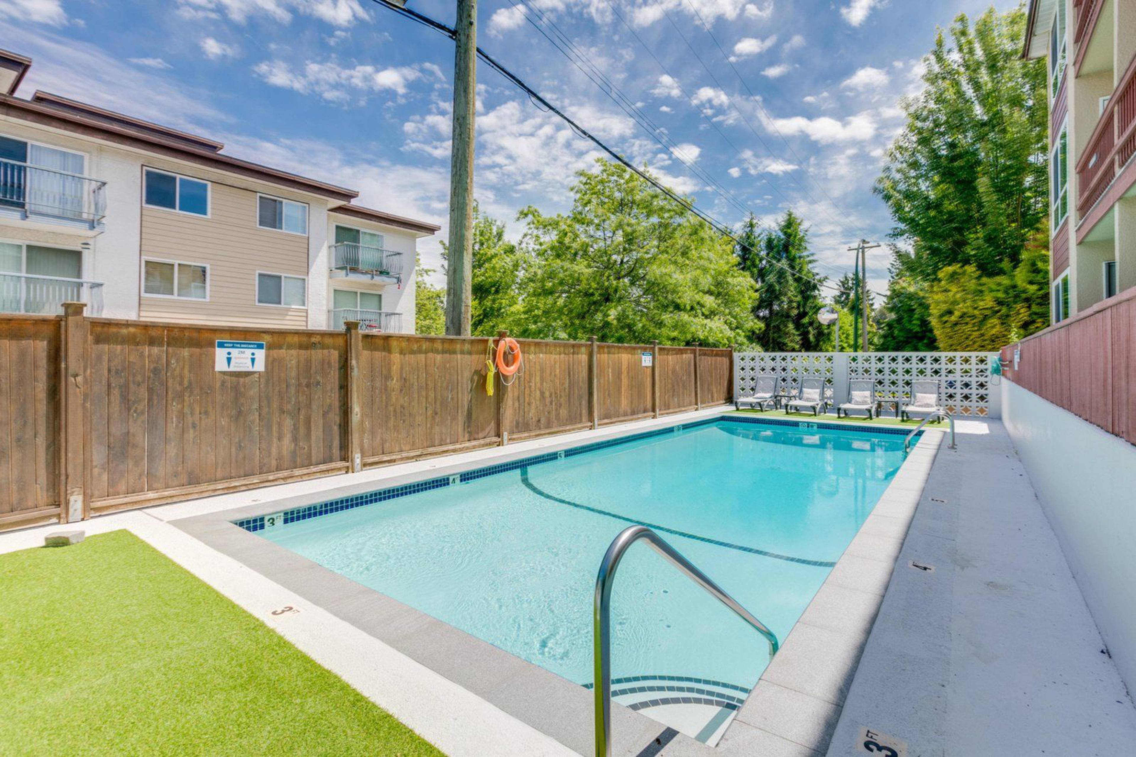 Colonial Arms Vancouver, BC - 8680 Fremlin St | liv.rent