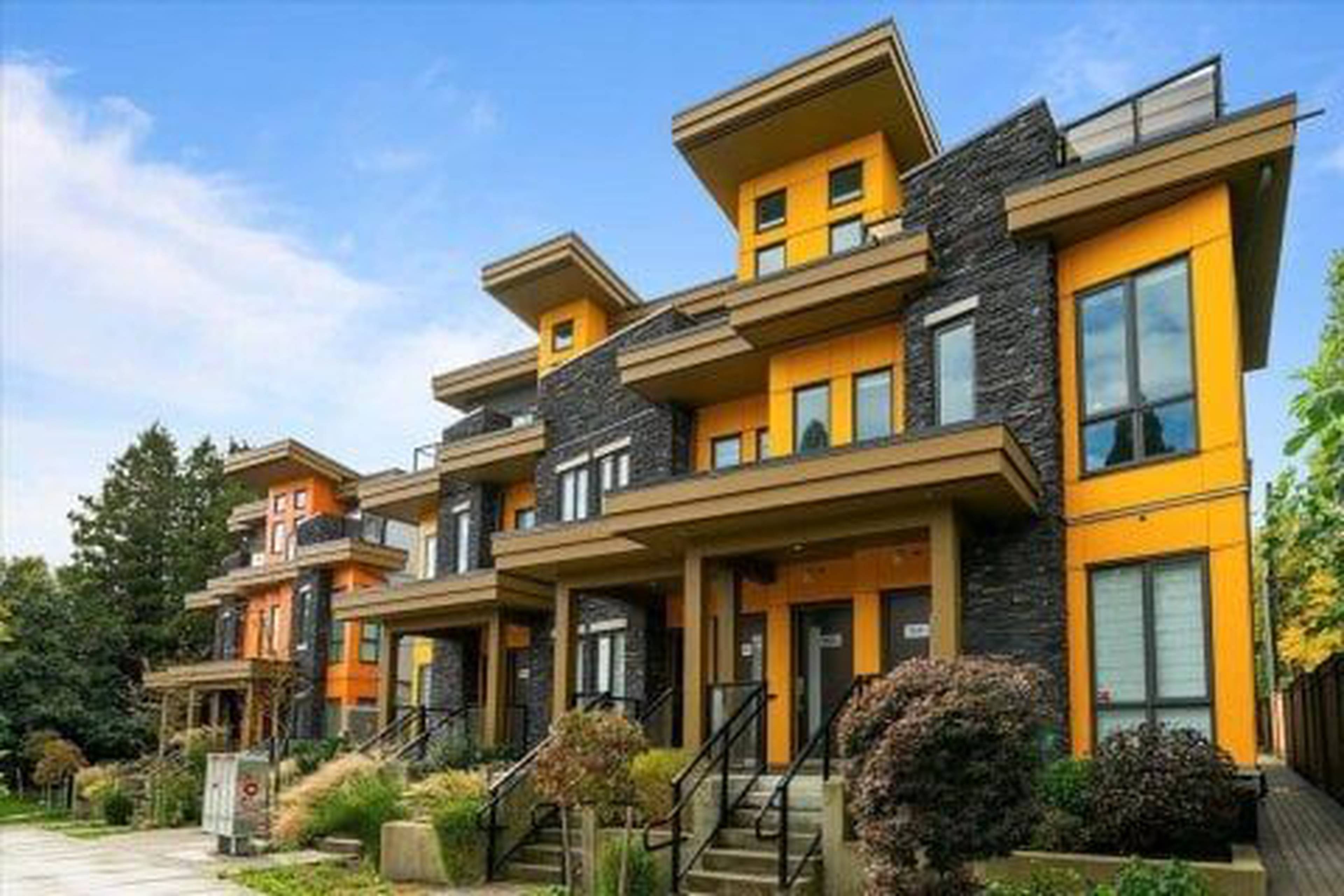 Terraces at Oak Park Vancouver, BC - 7563 Oak St | liv.rent