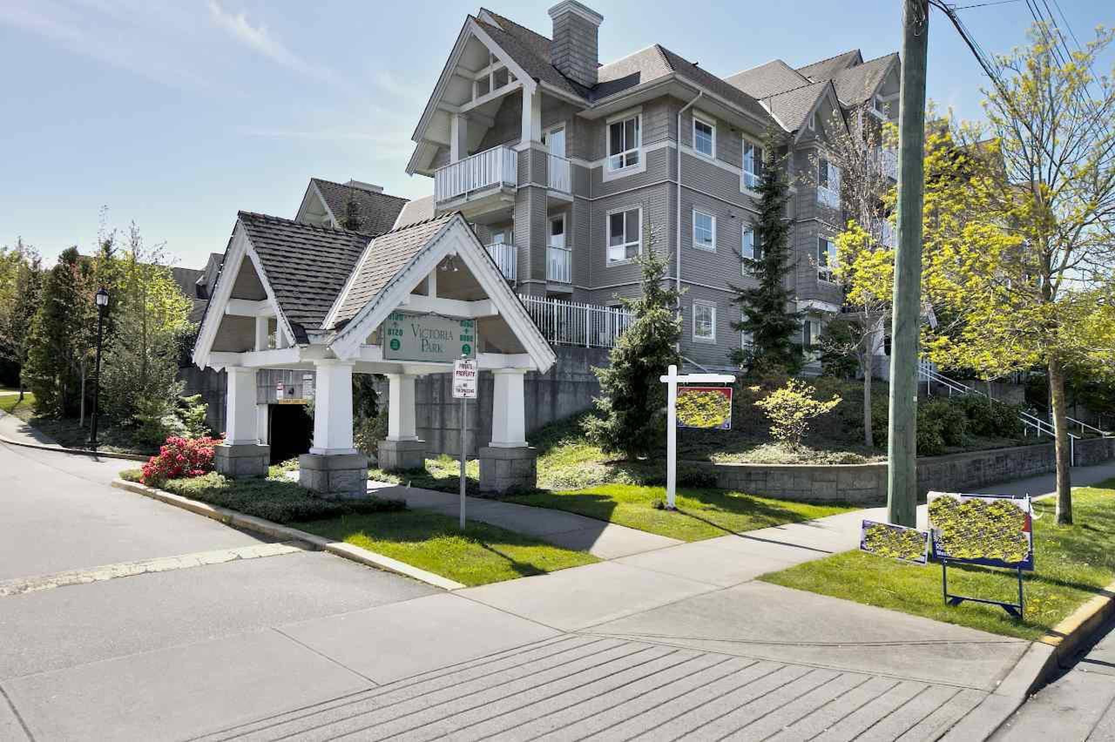 Zenia Gardens at Victoria Park Richmond, BC - 8060 Jones Rd | liv.rent