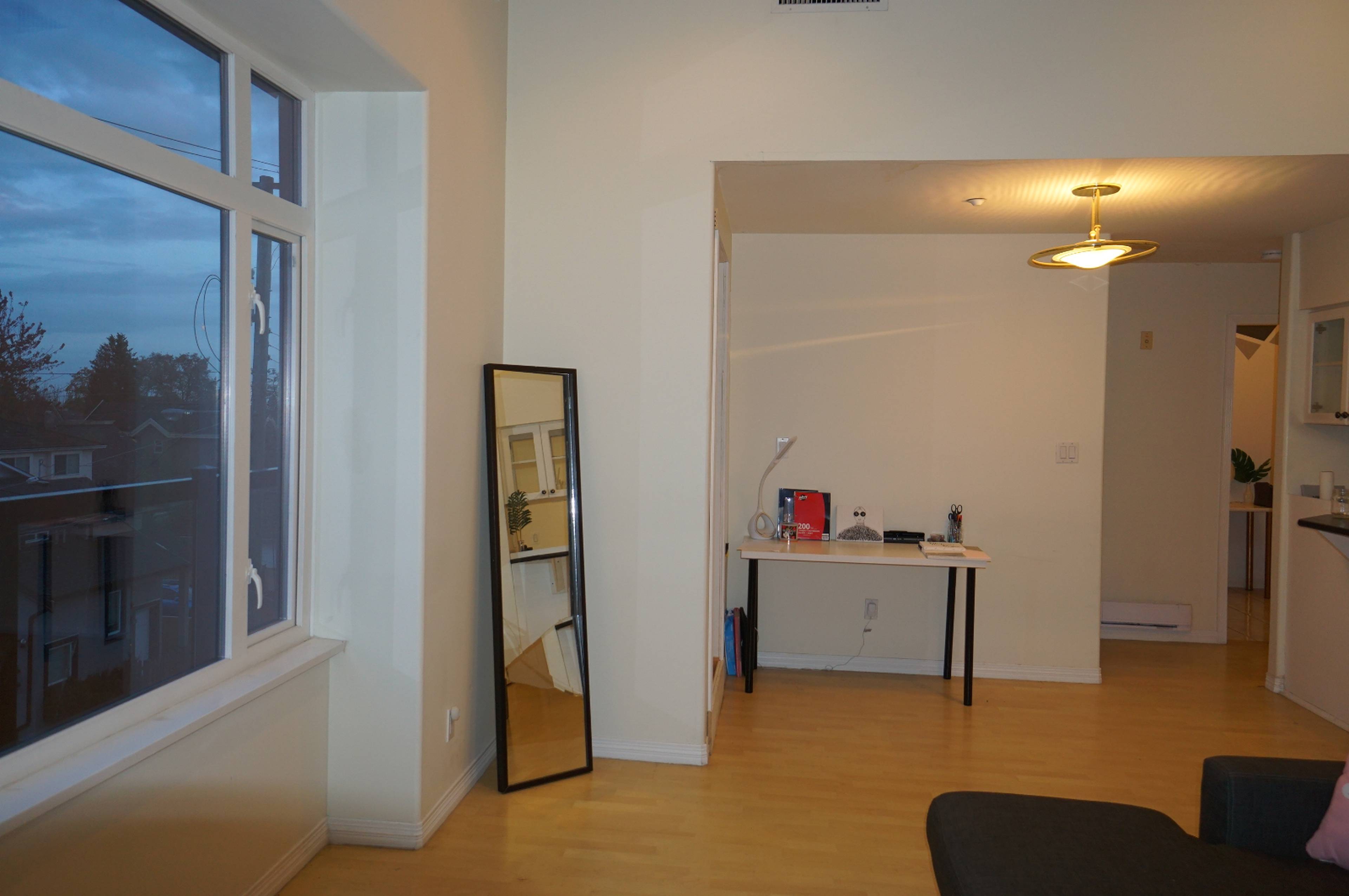 718 E 45th Ave, Vancouver, BC - 2 Bedroom Room for Rent | liv.rent