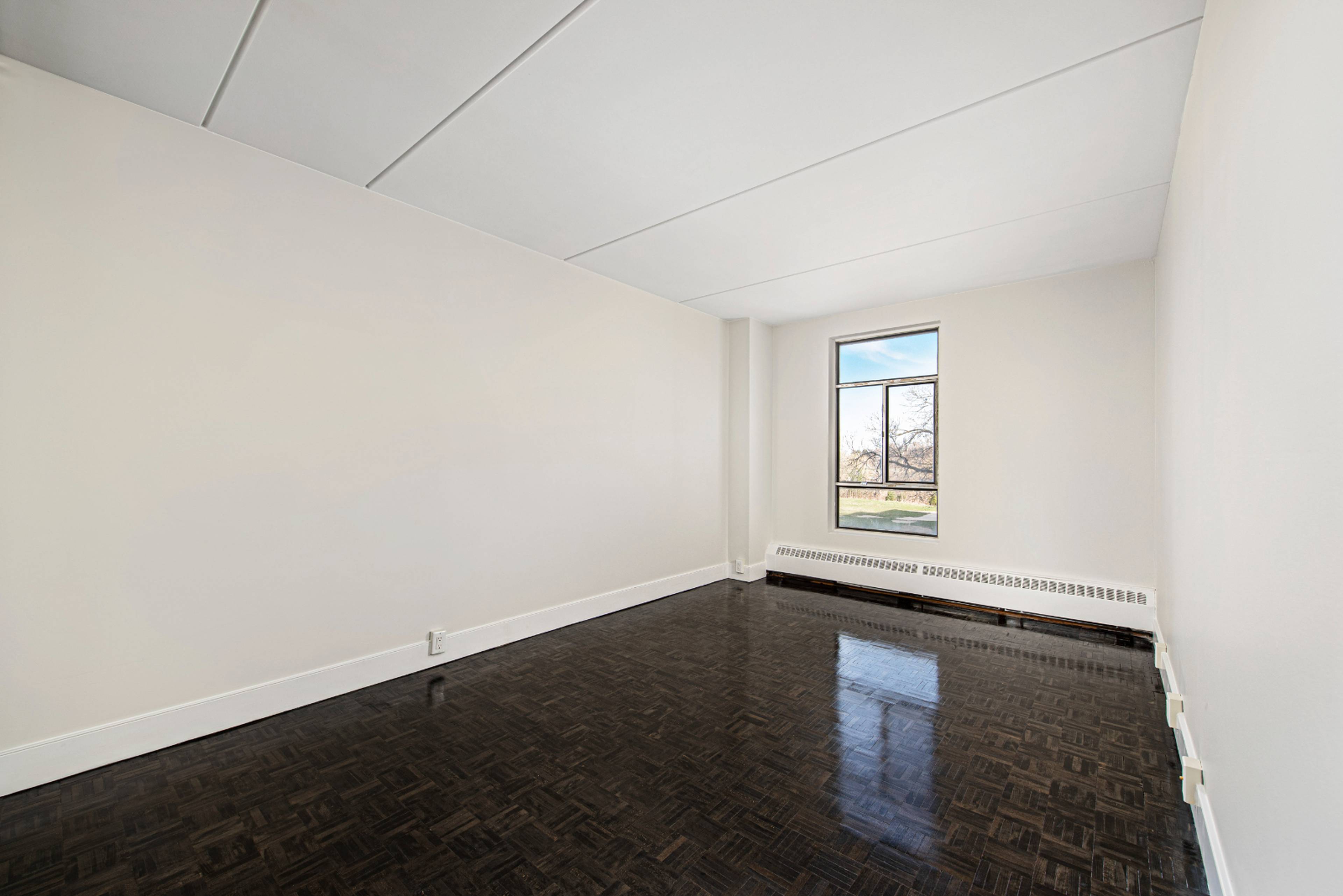 1915 Martin Grove Rd, Toronto, ON - 1 Bedroom Apartment for Rent | liv.rent