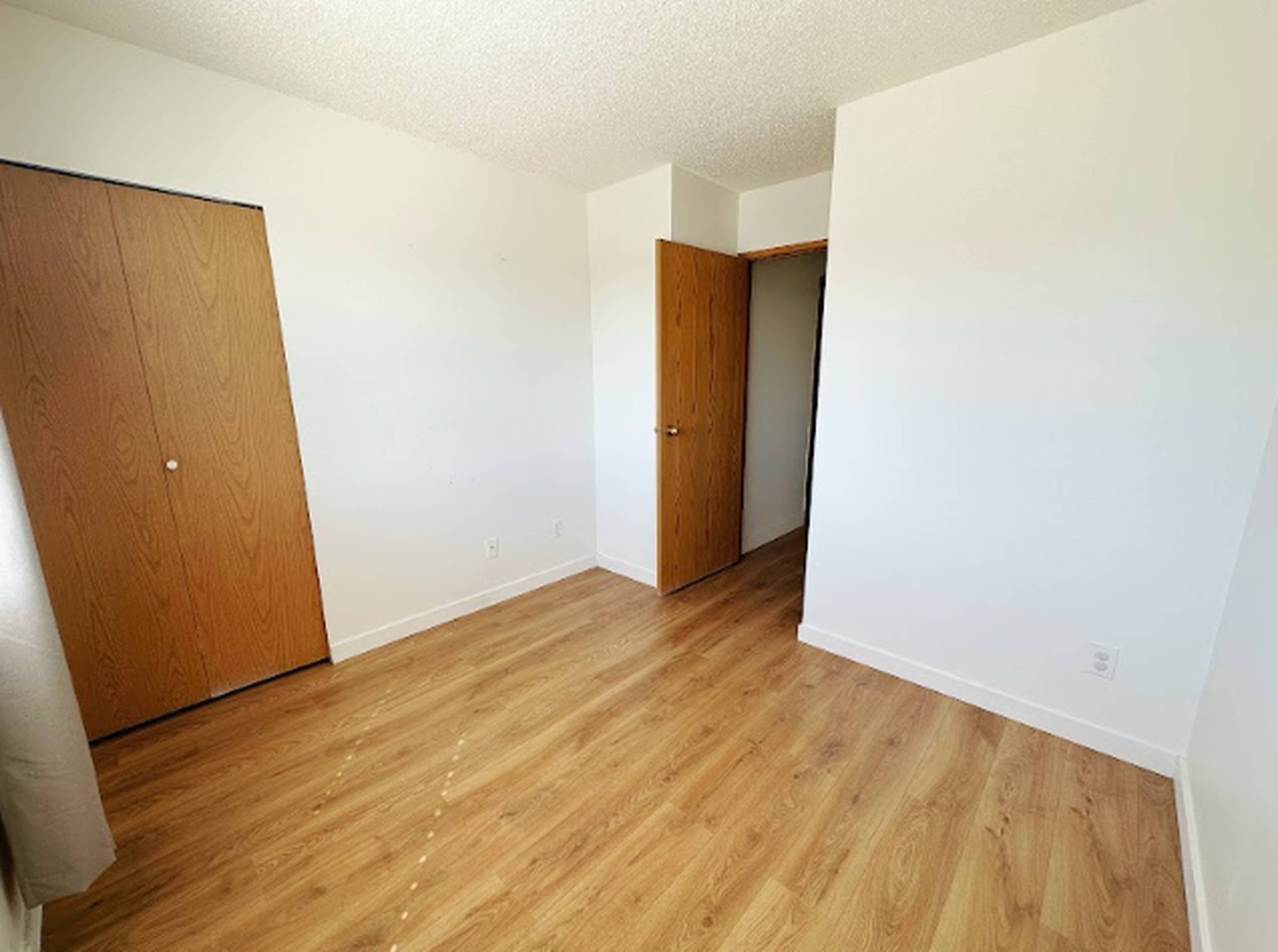 304 - 17661 58A Ave, Surrey, BC - 2 Bedroom Apartment for Rent | liv.rent