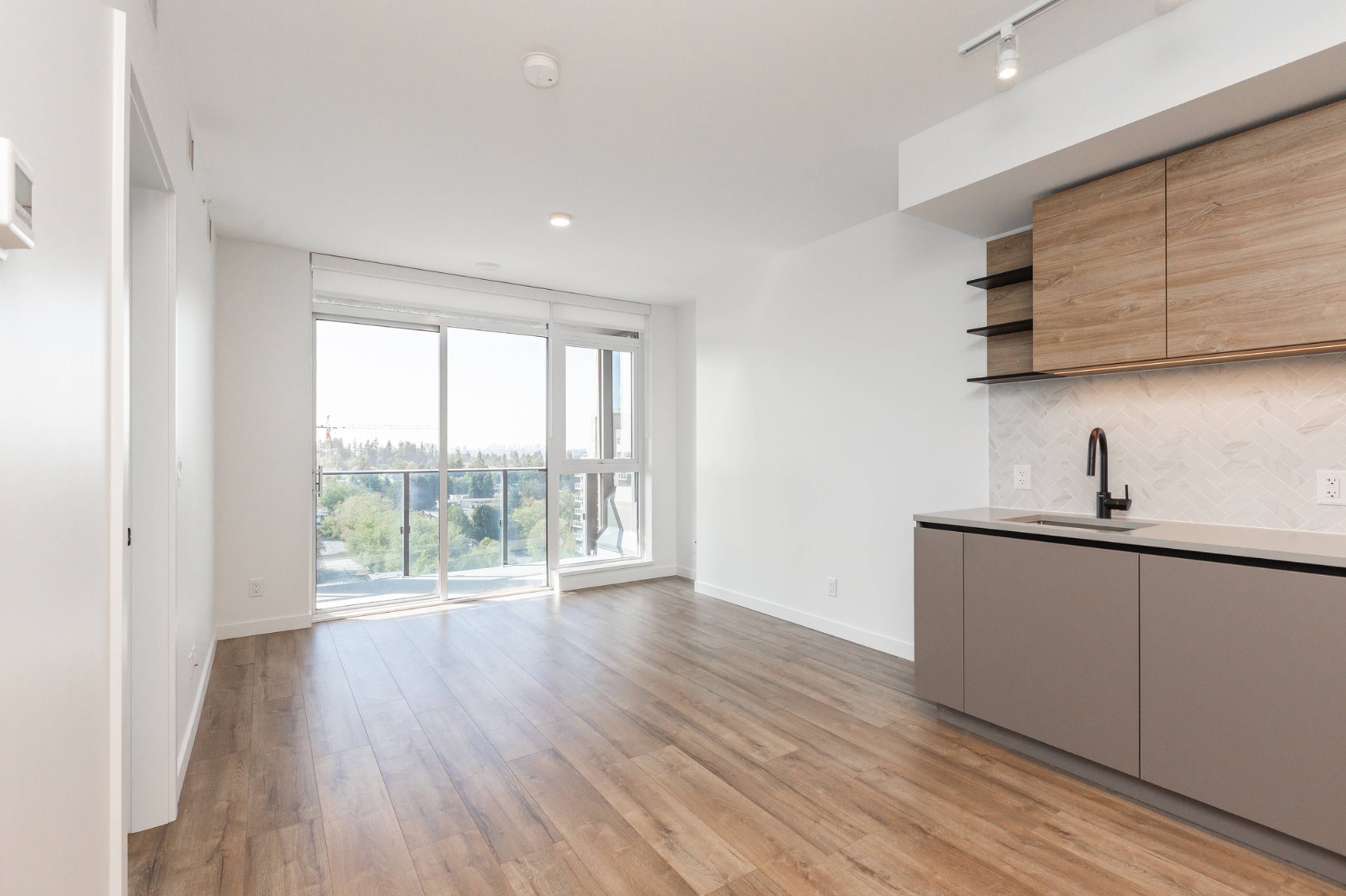 13428 105 Ave, Surrey, BC - 2 Bedroom Apartment for Rent | liv.rent