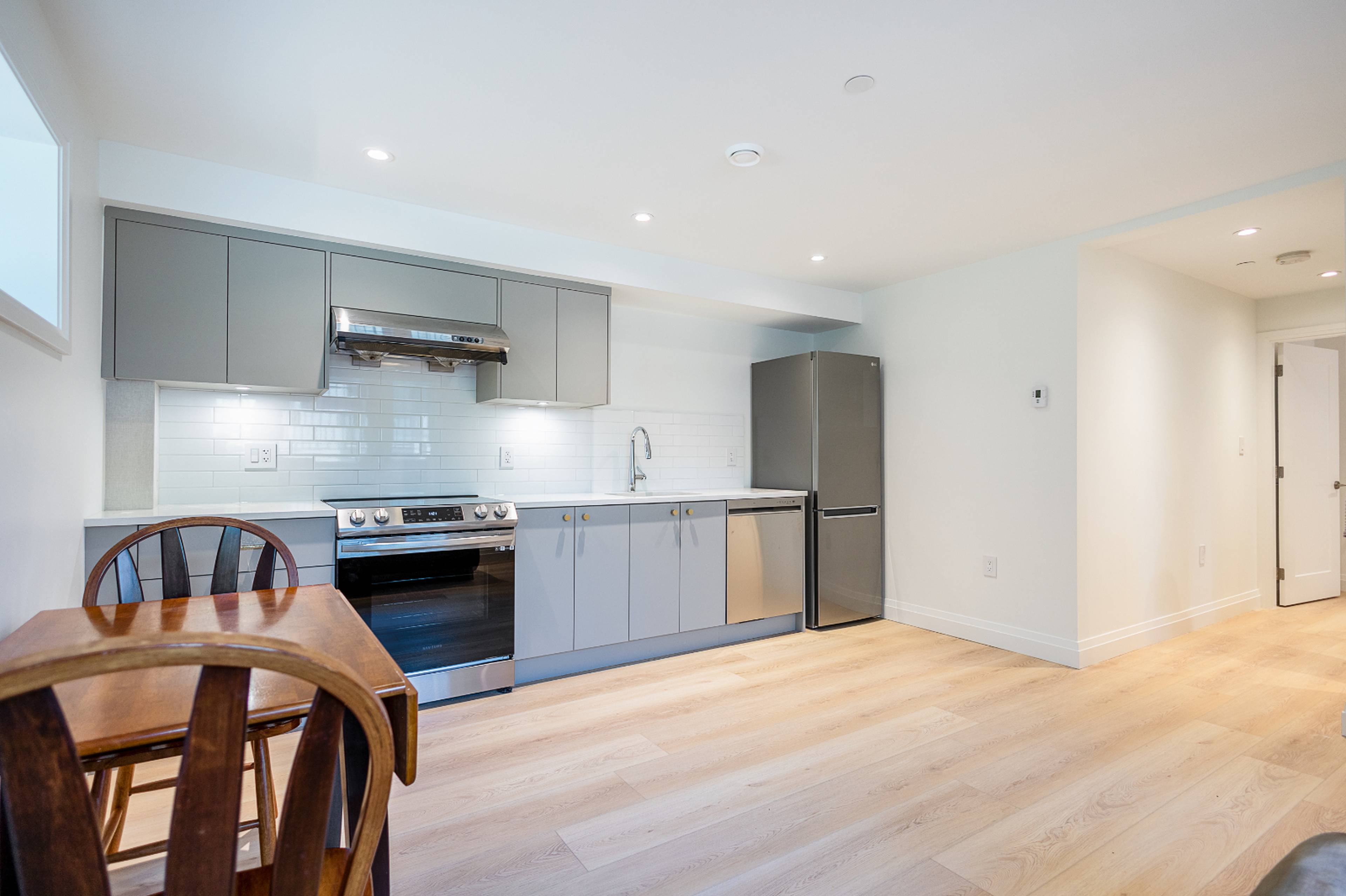 Basement - 3887 W 15th Ave, Vancouver, BC - 1 Bedroom House for Rent | liv.rent