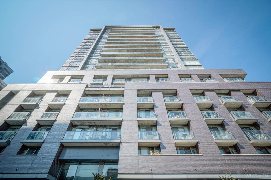 Epic on Triangle Park Toronto, ON - 68 Abell St | liv.rent