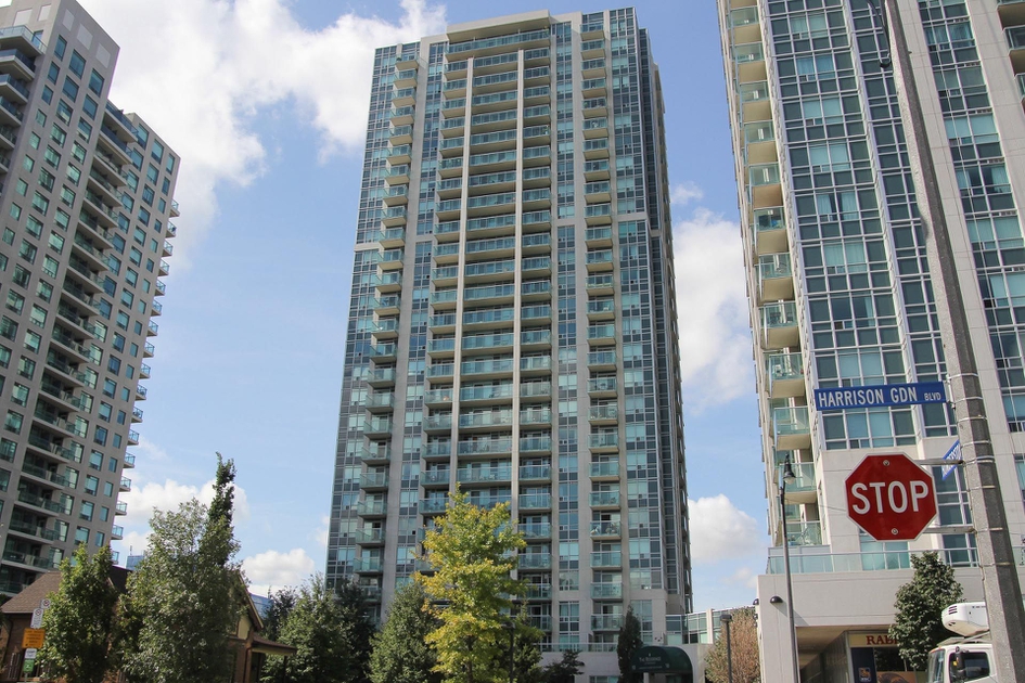 The Residence of Avondale Toronto, ON - 16 Harrison Garden Blvd | liv.rent