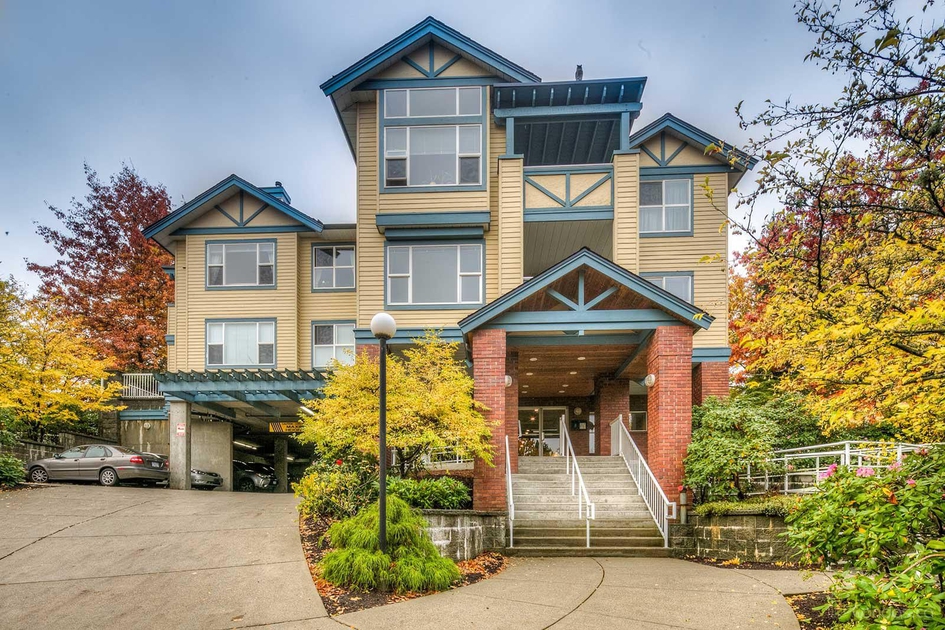 The Legends 5281 Oakmount Crescent - Apartments for Rent Burnaby | liv.rent