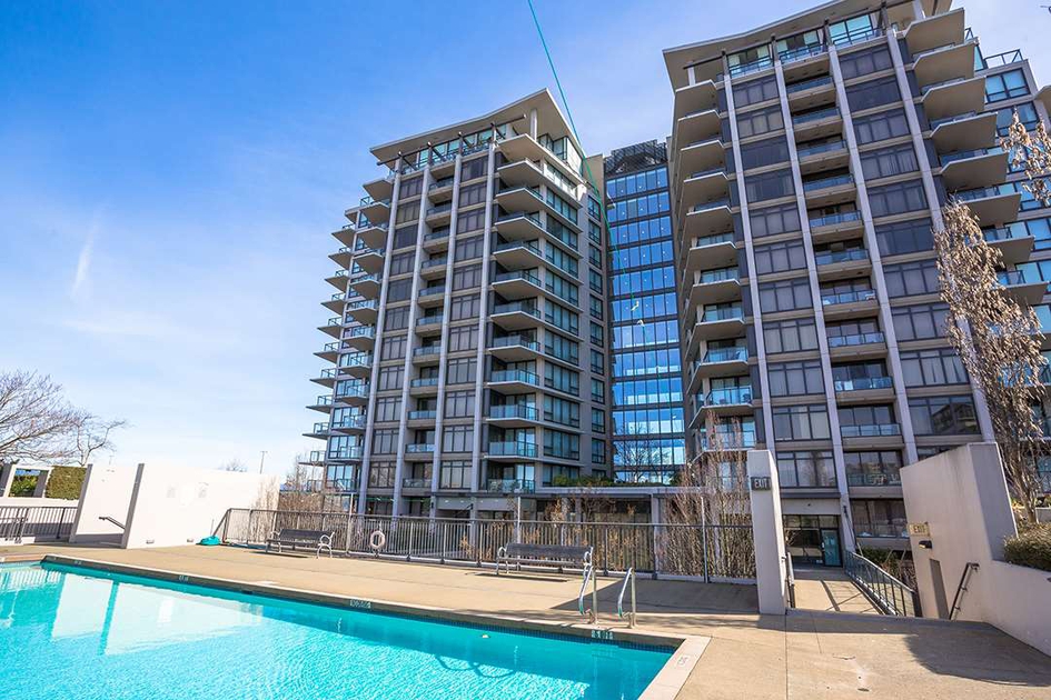Acqua Richmond, BC - 5811 No 3 Rd | liv.rent