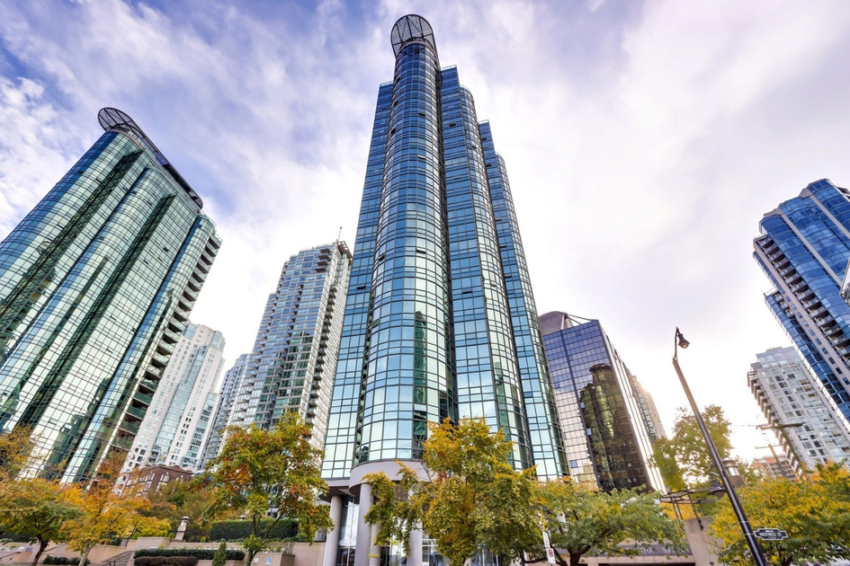 Harbourside Park II Vancouver, BC - 555 Jervis St | liv.rent