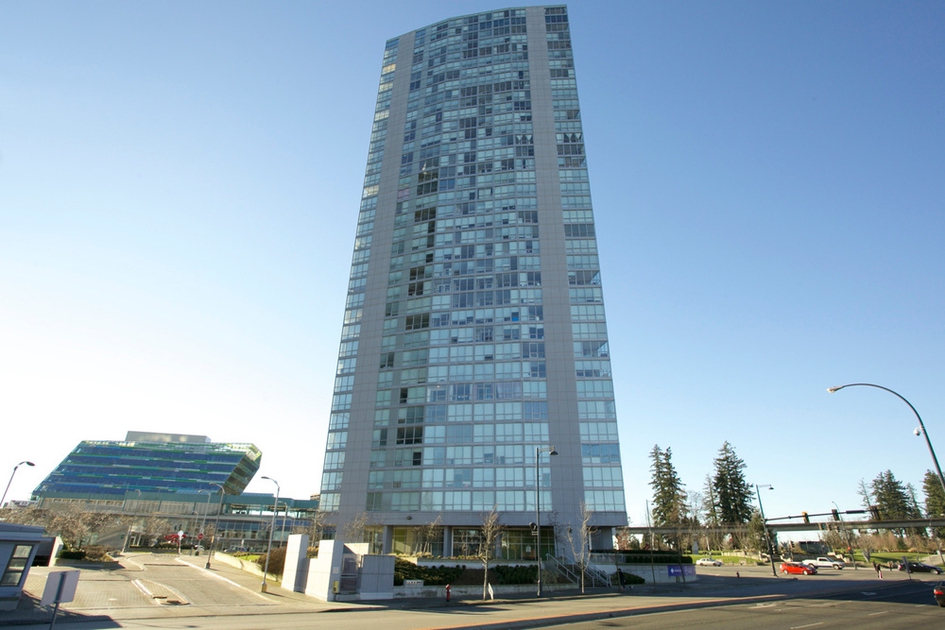 Infinity Surrey, BC - 13618 100 Ave | liv.rent