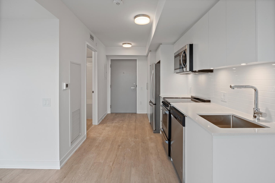 Jr 1 bed - 480 Wilson Avenue, Toronto, ON - Studio Apartment for Rent ...