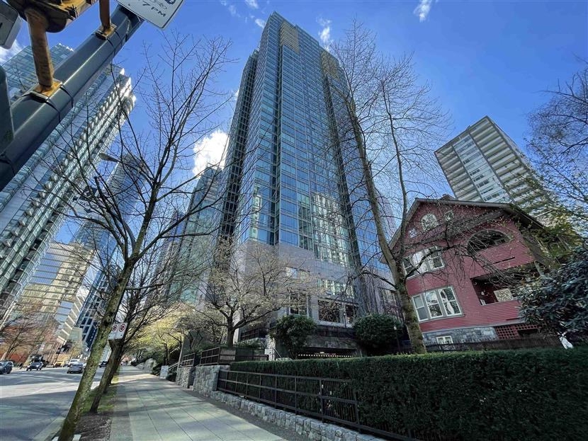 1288 W Georgia St, Vancouver, BC - 1 Bedroom Apartment for Rent | liv.rent