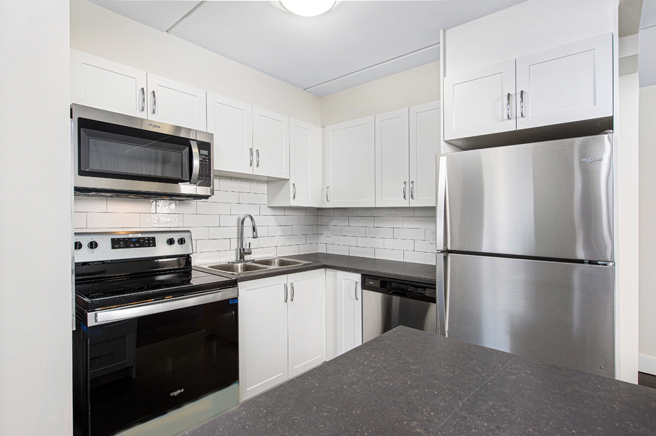 1915 Martin Grove Rd, Toronto, ON - 1 Bedroom Apartment for Rent | liv.rent