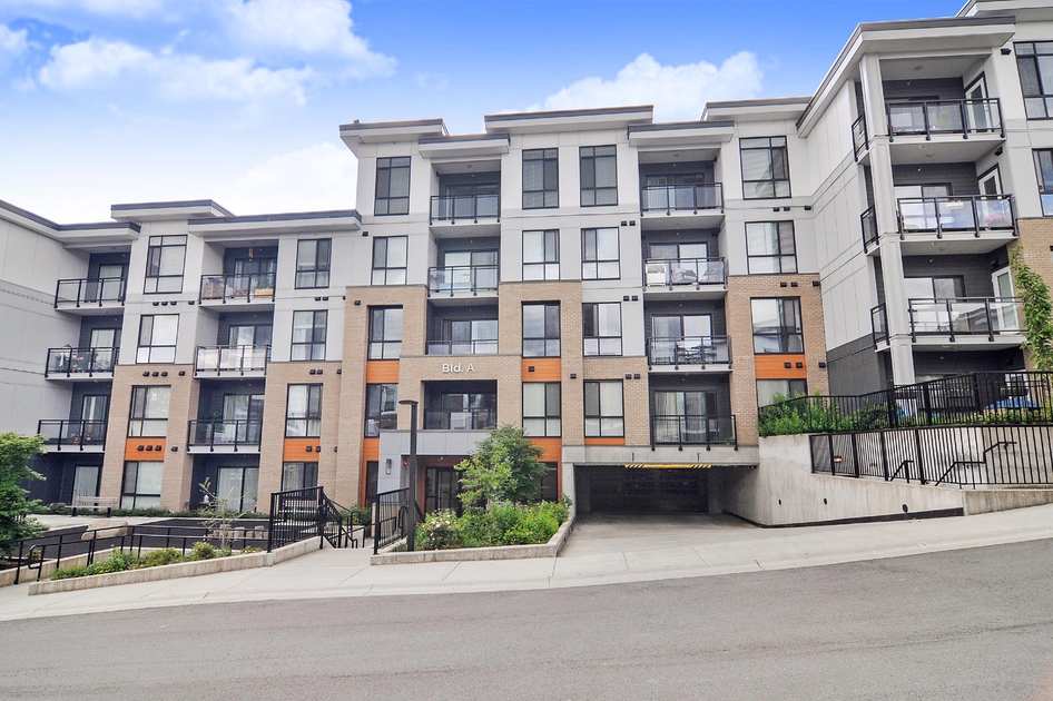 20087 68 Ave, Langley, BC - 1 Bedroom Apartment for Rent | liv.rent