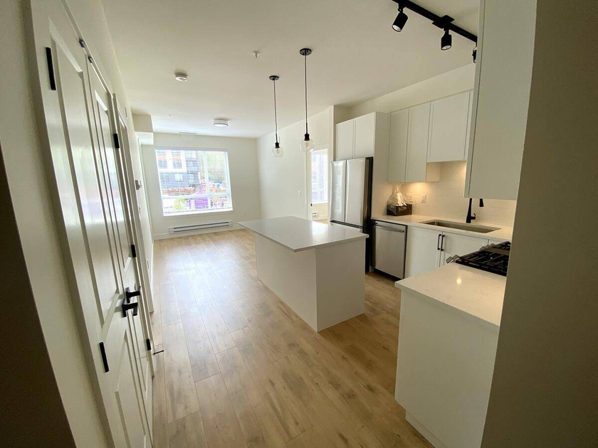 19935 75A Ave, Langley, BC - 2 室 公寓 出租 | liv.rent