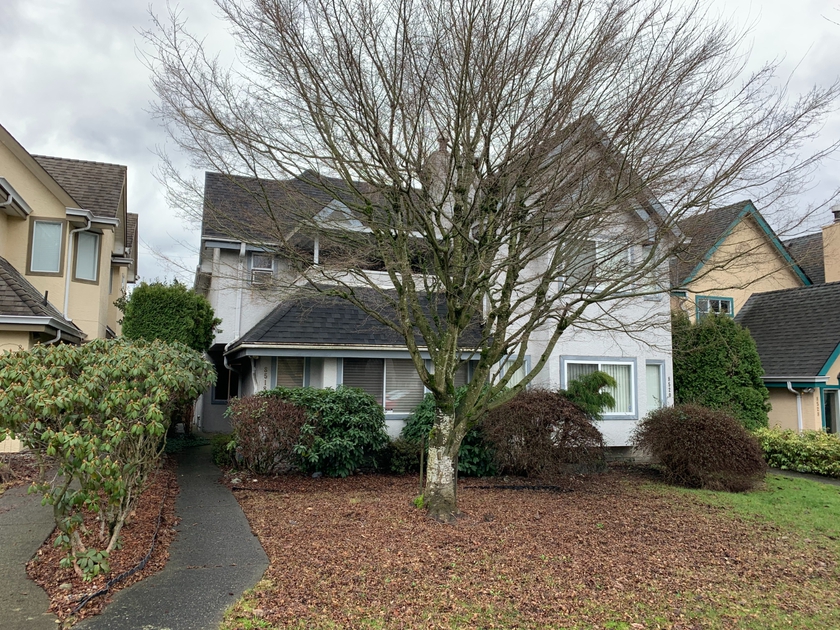 Selkirk St, Vancouver, BC - 2 Bedroom House for Rent | liv.rent