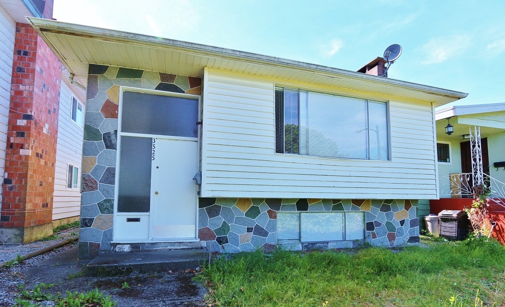 Main Floor - 3525 Dunbar St, Vancouver, BC - 3 Bedroom Room for Rent ...