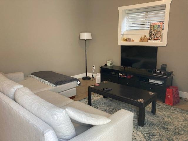 62a avenue, Surrey, BC - 1 Bedroom Room for Rent | liv.rent