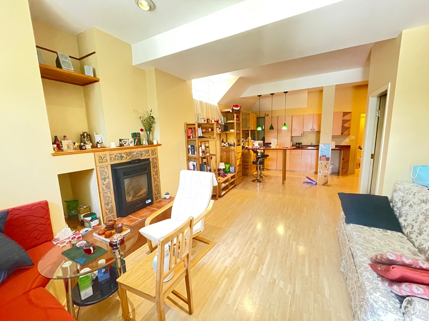 Lower - 2885 Nash Dr, Coquitlam, BC - 2 Bedroom Private Suite for Rent ...