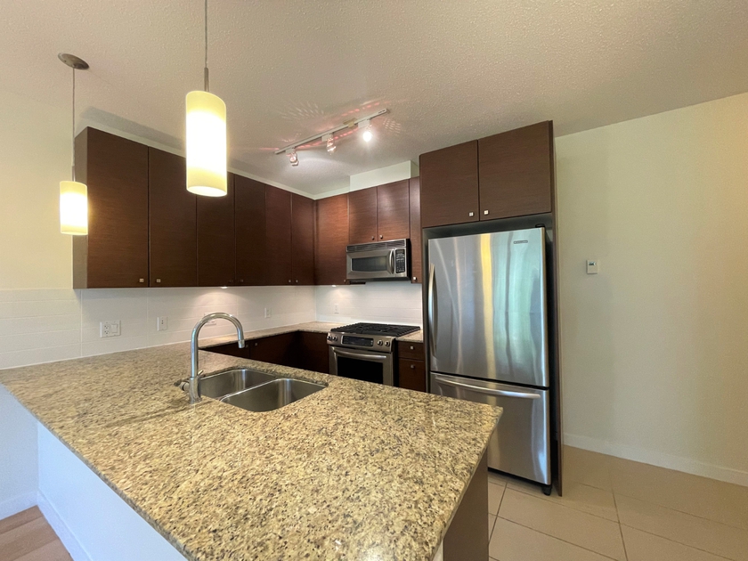 6888 Alderbridge Way, Richmond, BC - 1 Bedroom Apartment for Rent | liv ...