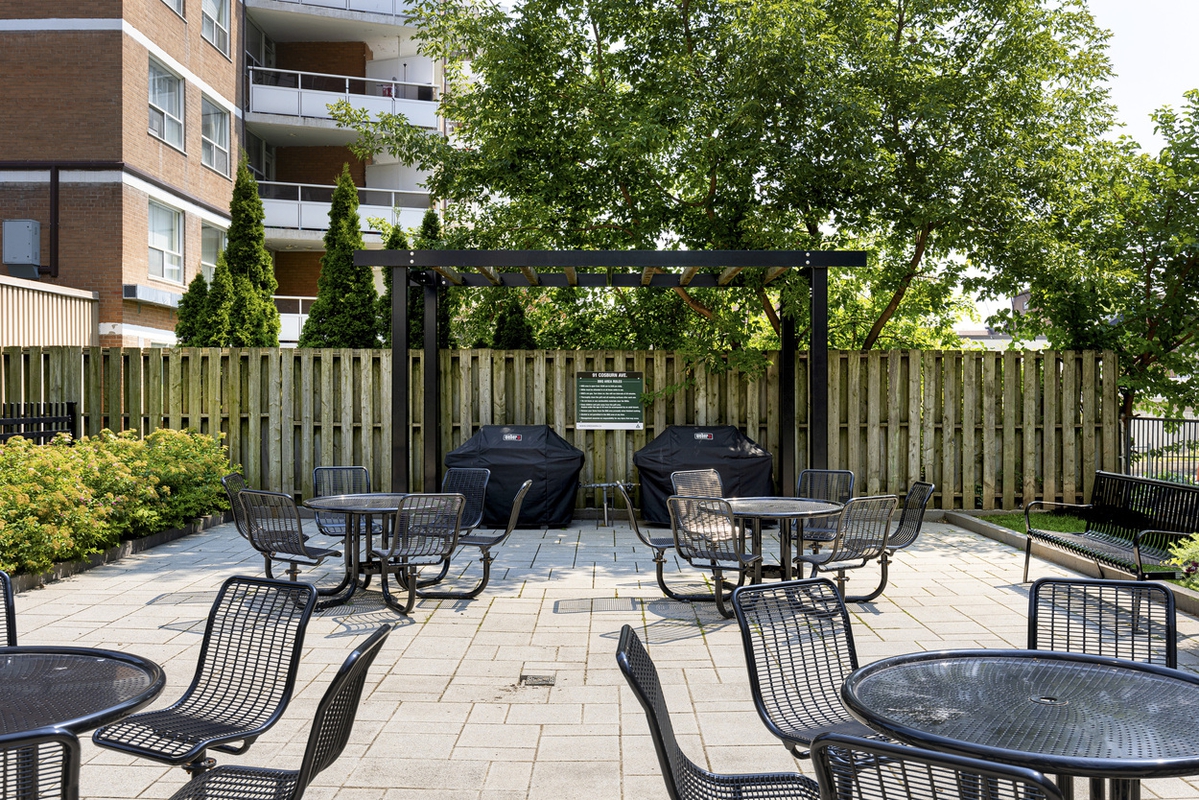 1 Bedroom - 91 Cosburn Ave, Toronto, ON - 1 室 公寓 出租 | liv.rent